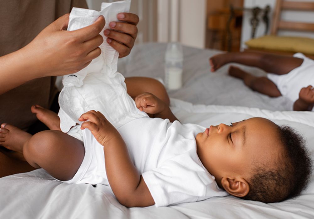 The Ultimate Diaper Size Guide for New Parents – Peekaboo